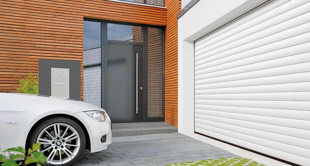 Porta de Aço Galvanizada em São Luís: 4 modelos super eficientes ...